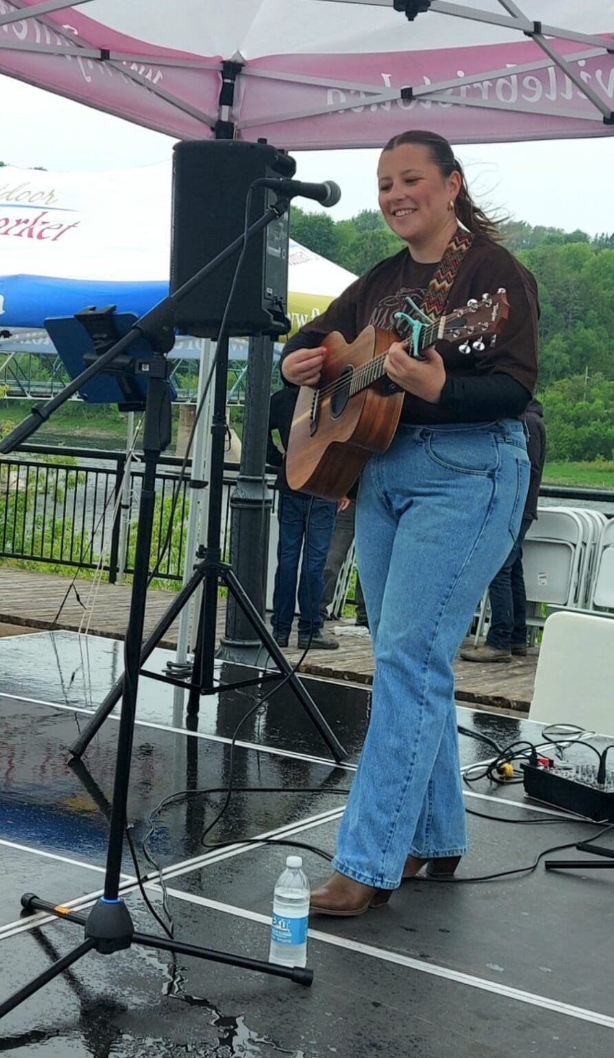 Rain doesn’t slow Brews on the Boardwalk | River Valley Sun